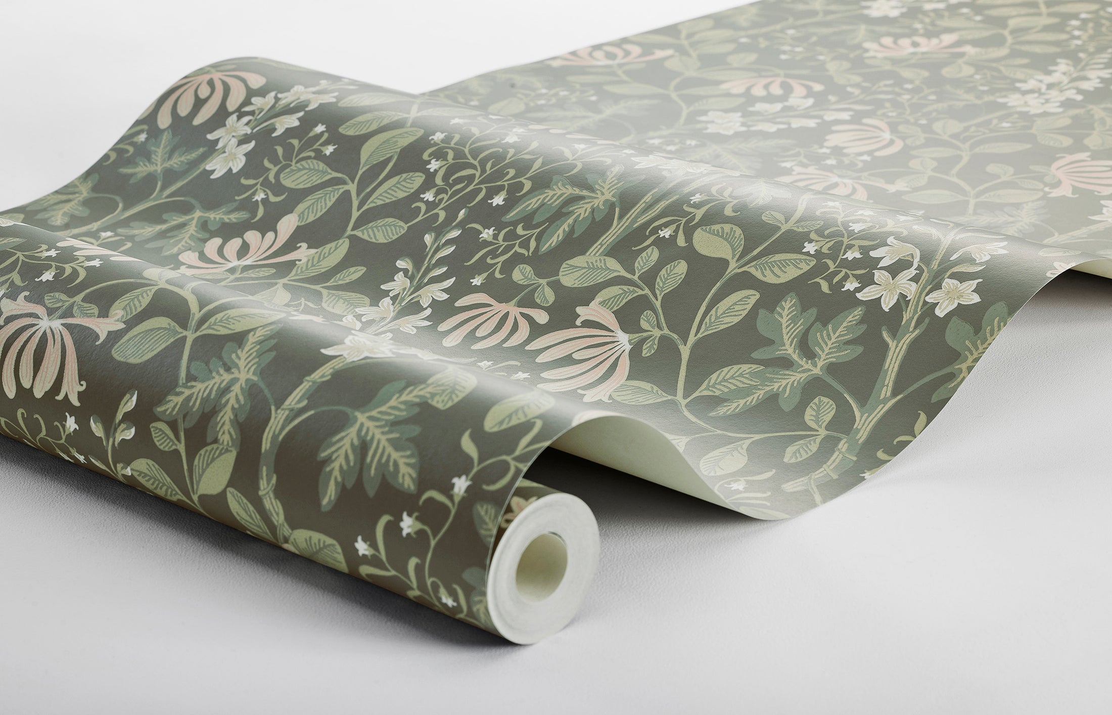 Trädgårdsfröjd - Dark Green | Boråstapeter hos Tapetforum